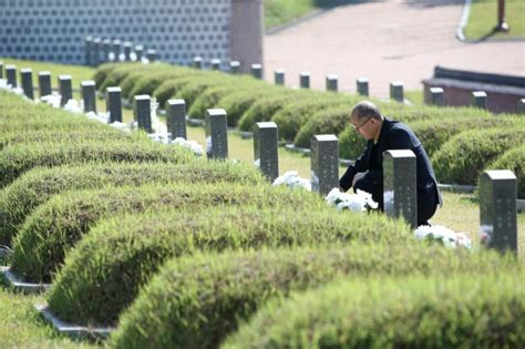 South Korea Conservatives Clash With Gwangju Uprising Activists