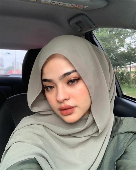 Pin oleh Talamoon Nisha di Hijabi | Gaya hijab, Perkumpulan wanita, Wanita