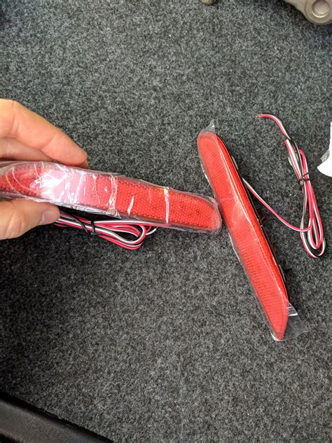 📎9. Светодиодные отражатели — Nissan Note e-Power, 1,2 л, 2018 года ...