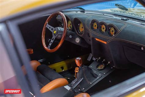 1972 Datsun 240z Paulo Taboras Sema Build Speedhut® Custom Gauges