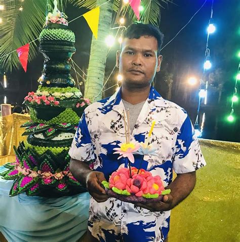 ចឹ ងៗអី នាក់ណាទ្រាំបាន កំប្លែងខ្លី Reels Facebookreels Facebook Mmo ពូសៅ ស្រុកស្រែ Facebook