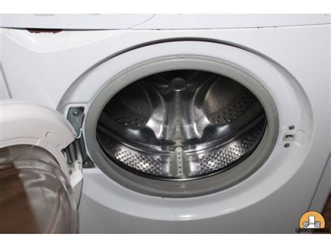 Indesit WIUN100 Стиральные машины б/у купить в Москве, магазин б/у ...