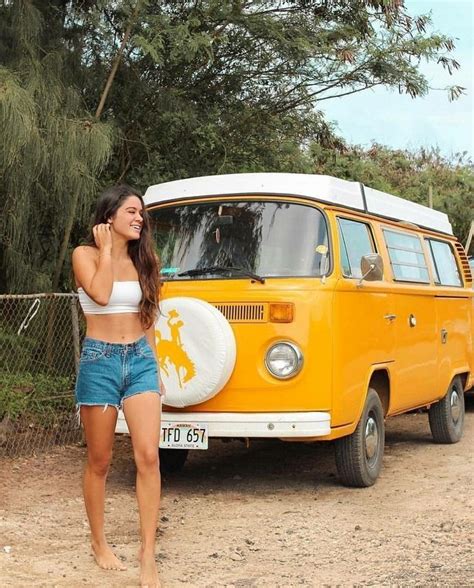 Pin By Di Vo On Volkswagen Bus Girl Volkswagen Trucks And Girls