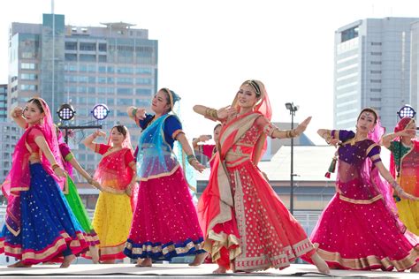 ＜india Day At Awaji2022＞ボリウッドダンスandインド古典音楽上演！ 兵庫県立淡路夢舞台公苑温室