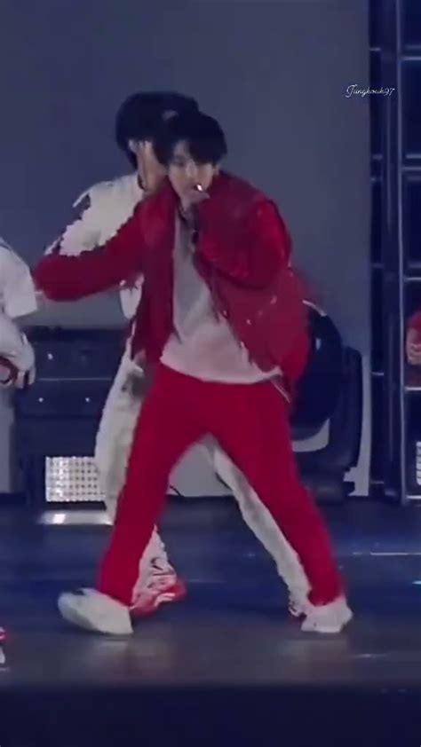 Jk Dance Wow🕺💜😍btsjungkooktrending Youtube