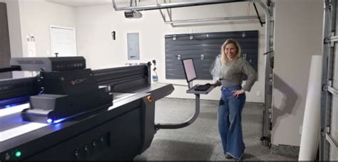 Cet Color On Linkedin Cetcolor Wideformatprinting Texturedprinting