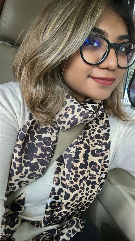 Divya Hari On Linkedin Copywriter Socialmedia Socialmediamanager