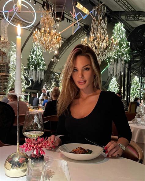 Яна ромашина ведущая матч тв фото