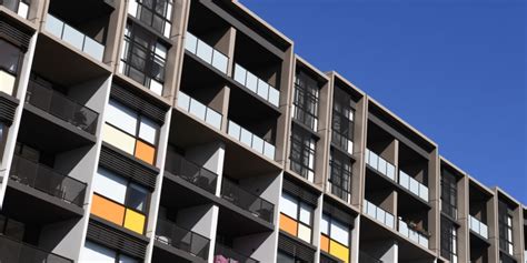 Chu Navigating Combustible Cladding Risks For Strata Properties Stratacare Australia