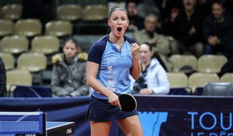 Mondiaux Par équipes Audrey Zarif Et Lilian Bardet Avec Léquipe De