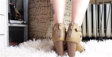 I Know You Cant Help But Want To Touch Yourself When Looking At My