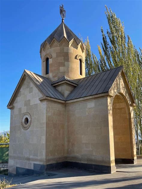 Սուրբ Մարիամ Եկեղեցի ️ Աղավնաձոր 2000թ