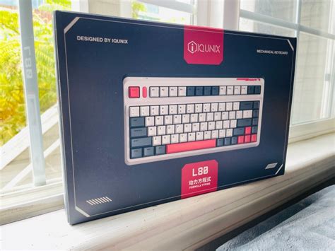 Review The Iqunix L80 Has Bones Of A Good Keyboard But Needs Some Work