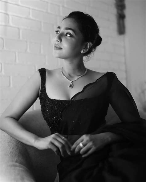 Aishwarya Lakshmi Rhottamilcelebs