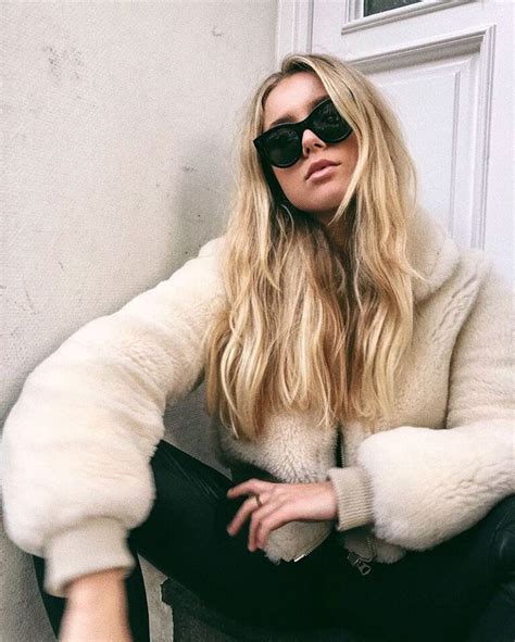 Isabelle Schroeder On Instagram “im Really Fluffy If You Wanna Hug Me