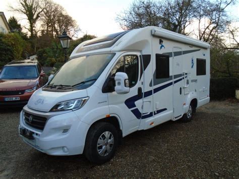 2018 swift escape 664