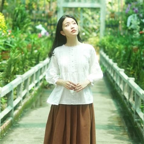 Mai Hoa Jan Threads Say More