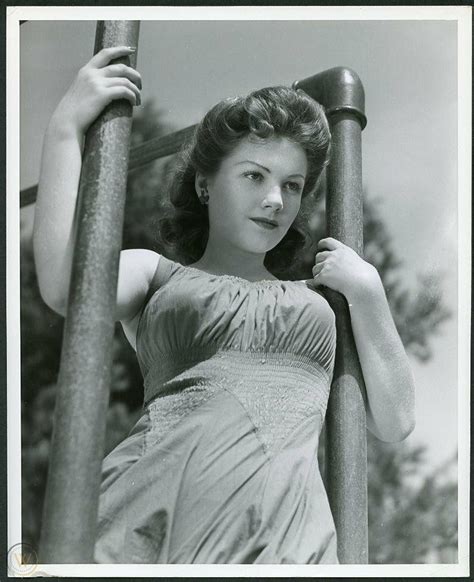 Épinglé Par Clarissa Emano Sur Anne Baxter My Favorite Actress Anne