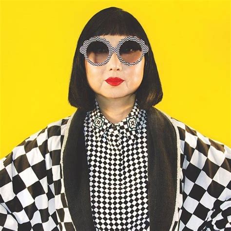 Who Is Everything Everywhere All At Onces Costume Designer Shirley