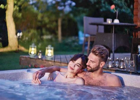 Romantic Lodges With Hot Tubs Cabins Perfect For Couples