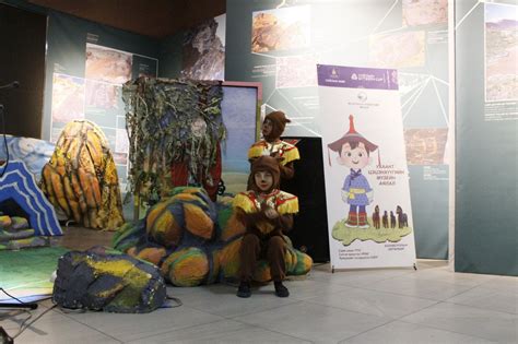 “УХААНТ ЦЭЦЭН ХҮҮ” ХҮҮХДИЙН ДРАМЫН ЖҮЖИГ МОНГОЛЫН ҮНДЭСНИЙ МУЗЕЙД ТОГЛОГДОВ Humanz