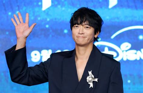 북극성 강동원 21년 만 드라마 복귀 상대가 전지현이라서…