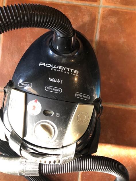 Usisavač Roventa Ispravan