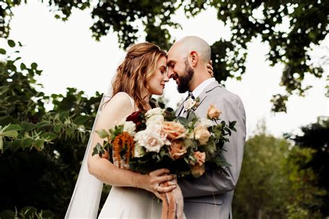 Hailey Crabtree Maine Wedding Photographers