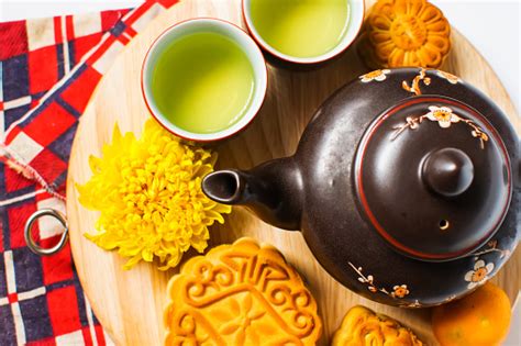 문 케이크와 차 중국어 중순가 축제 백색에 절연 되어 있습니다 공간 복사 0명에 대한 스톡 사진 및 기타 이미지 0명 Mid Autumn Festival 가을