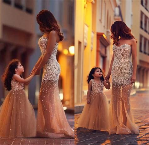 Like Mother Like Daughter 20 Photos Where Moms And Daughters Look Alike