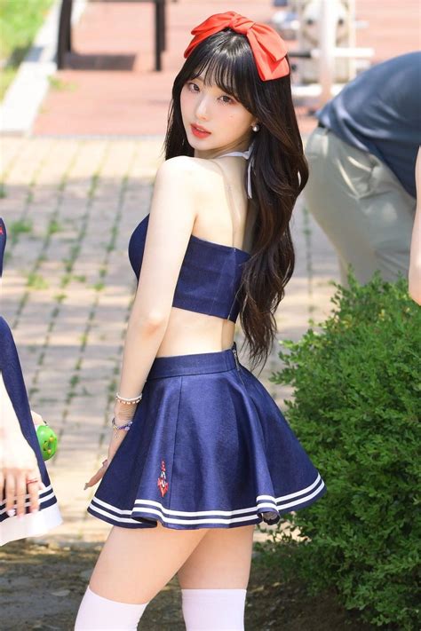 South Korean Girls Korean Girl Groups Sailor Outfits Estelle Nice