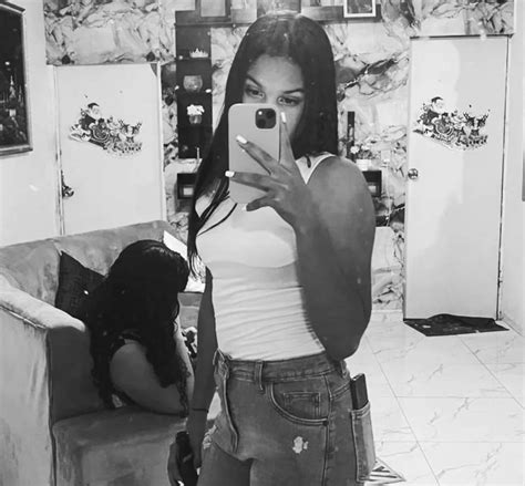 Andrea Zhay Profiles