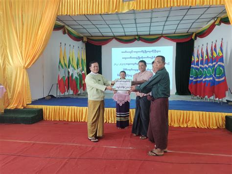 ကြံခင်းမြို့နယ်၌ မြစိမ်းရောင်ကျေးရွာစီမံကိန်း ဆီထွက်သီးနှံ ရန်ပုံငွေ ကျပ်သိန်း ၇၀၀၀ အား လွှဲပ
