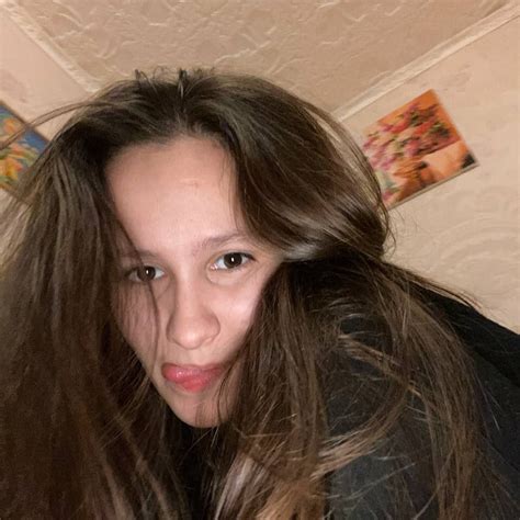 A1issecute Webcam Show Superchatlive