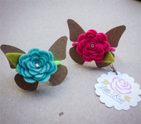 Un Set Di 2 Codini Per Capelli Con Roselline By Little Rose Handmad Su Misshobby