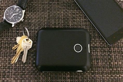 Cashew Fingerprint Authentication Smart Wallet Unveiled Video Geeky Gadgets