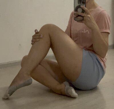 Its My Place Free Live Webcam Show XXX Chat XHamsterLive