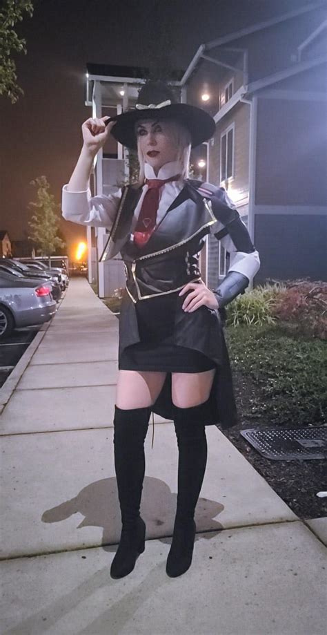 Ashe Cosplay Via R Overwatch Ow Highlights