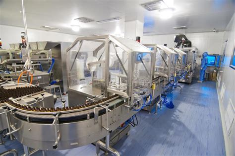 包括高清图片 现代工业生产线上的自动化设备 现代工业生产线上的自动化设备图片免费下载 5115348112 千图网pro