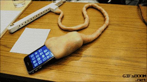 Is Your Mobile Phone Making You Suffer Low Battery Anxiety Yourtango