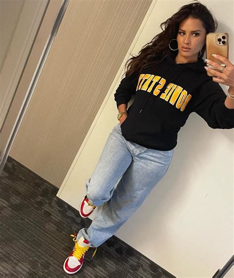 Rocsi Diaz Biography Age Net Worth Instagram Spouse Height Wiki