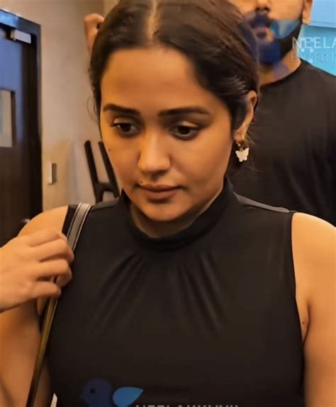 Pin By B M On Beautiful Girls Body Girl Body Beautiful Girls Body