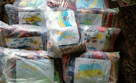 Майже 300 штук спідньої білизни відправили решетилівські майстрині бійцям ЗСУ Решетилівщина Ua