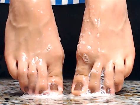 Spitty Sloppy Feet