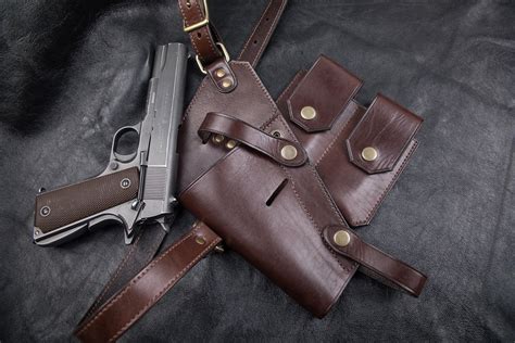 Еще одна классическая кобура для Colt 1911 | Пикабу