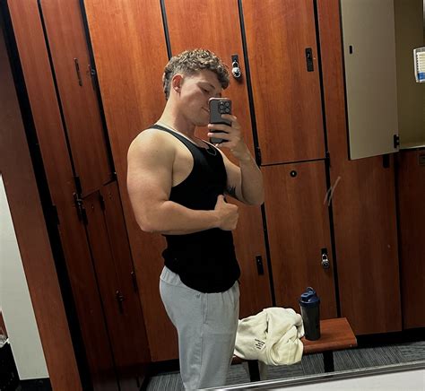 Jordansebxx Average Jake Photo 5