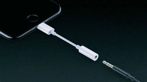 Apple больше не кладёт переходник на наушники в комплект с iPhone 7 и ...