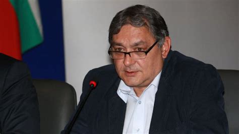 Шефът на БЛС Управителят на НЗОК да прояви достойнство и да си ходи Новини бг