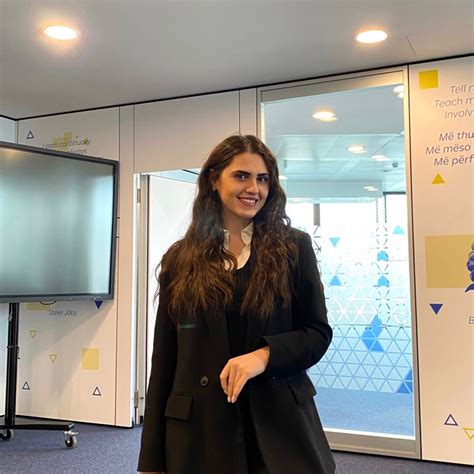 Visare Karakashi Insurance Officer Raiffeisen Insurance Broker