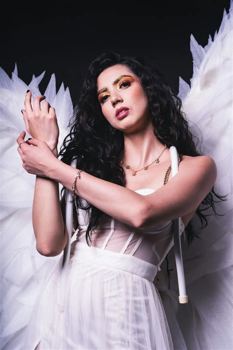 Telegraphmodel Photos Download The Best Free Telegraphmodel Stock